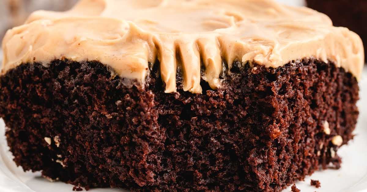 Chocolate Peanut Butter Crazy Cake - Pass the Dessert
