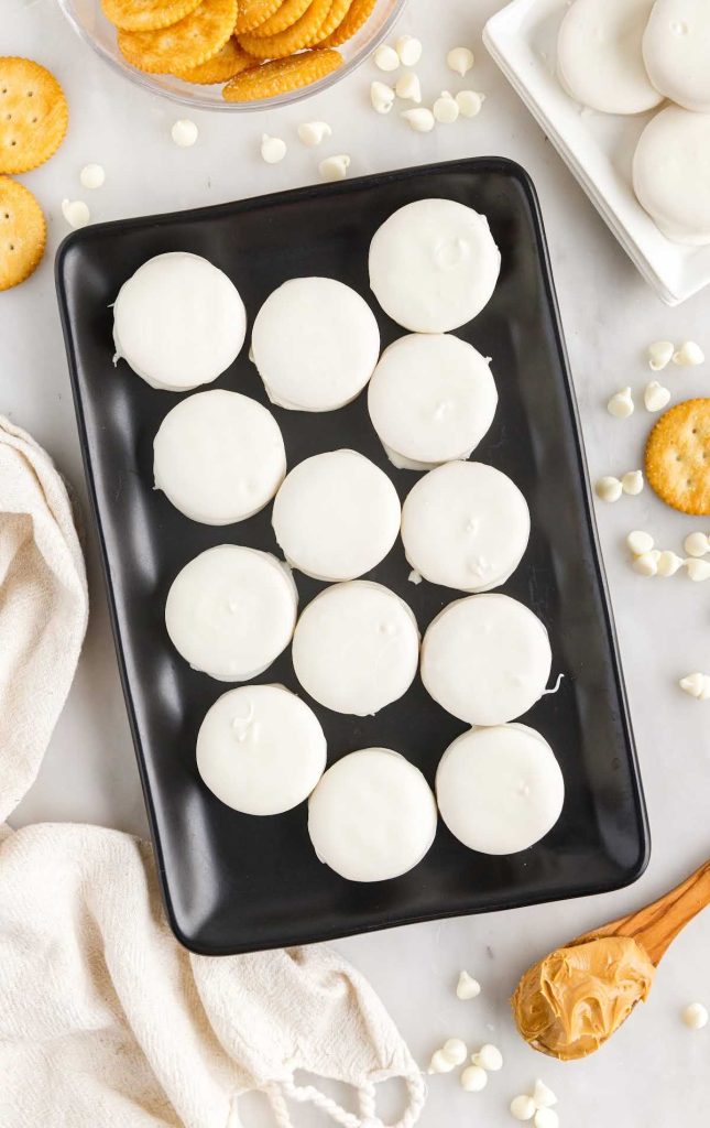 Ritz Crackers Dipped in White Chocolate - Pass the Dessert