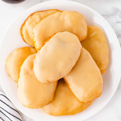 Easy 15 Minute Maple Bars - Pass the Dessert