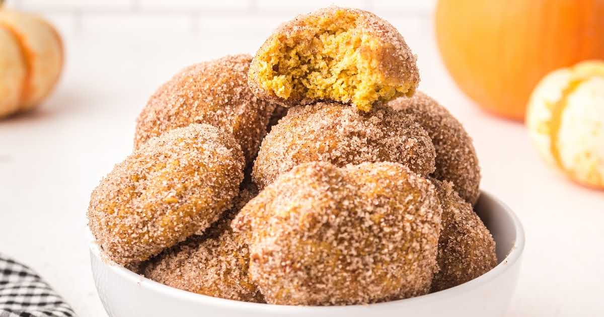 Pumpkin Donut Holes - Pass the Dessert