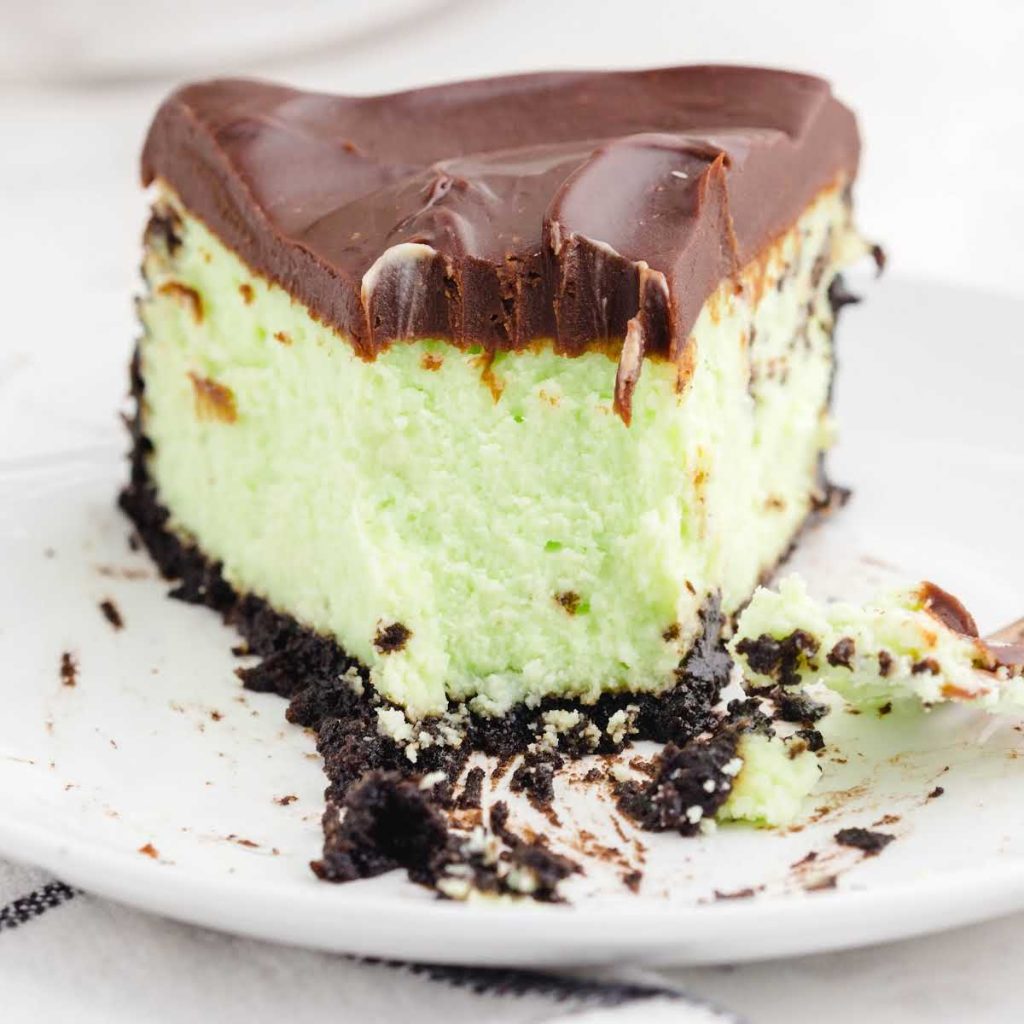 Mint Chocolate Cheesecake - Pass the Dessert